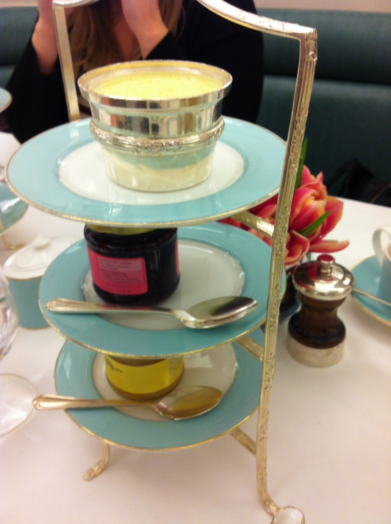 Afternoon Tea With The Queen {Review - Fortnum & Mason, London}